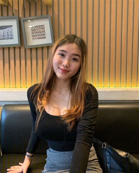 50 Cewek Cantik Selebgram Dengan Body Yang Bikin Ngiler Setiap Lelaki Anastasya Khosasih