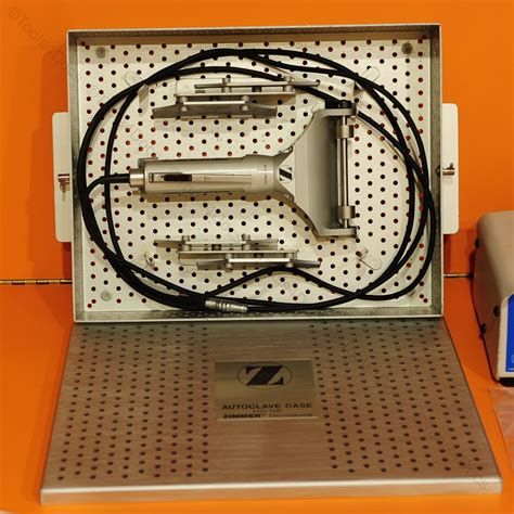 Zimmer Electric Dermatome 8821 With Console And Blades — Tools4docs