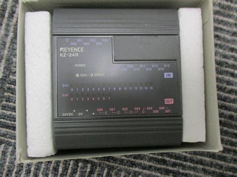 Super Small Programmable Logic Controller With Built In Displaykeyence