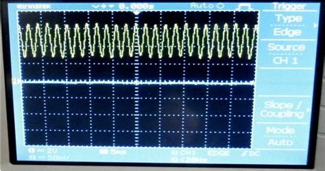 output of amplifier for transmitter with input audio signal 150hz