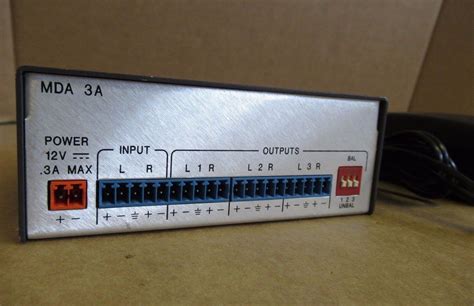 Extron 33 1393 01 P 2 Da2 Plus 2 Output Vga Distribution Amplifier