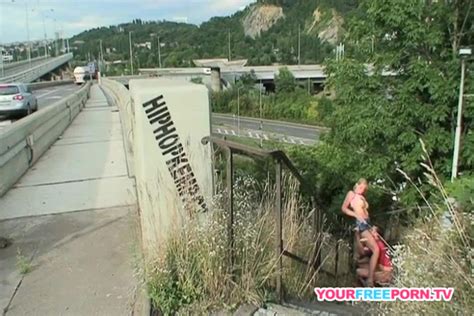 Naughty Couple Banging Just 10 Feet From The Highway
