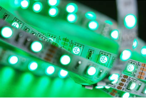 RGB RGBW LED FLEX STRIP 上海新蕊光电科技有限公司 Forthsemi Co Ltd Focusing on LED Lighting Solutions