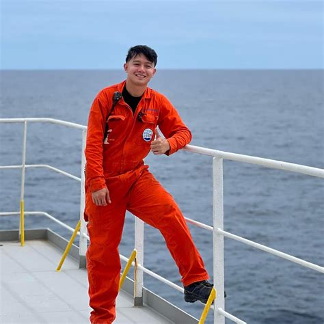 Archelyn Desabille Bacalso Descartin