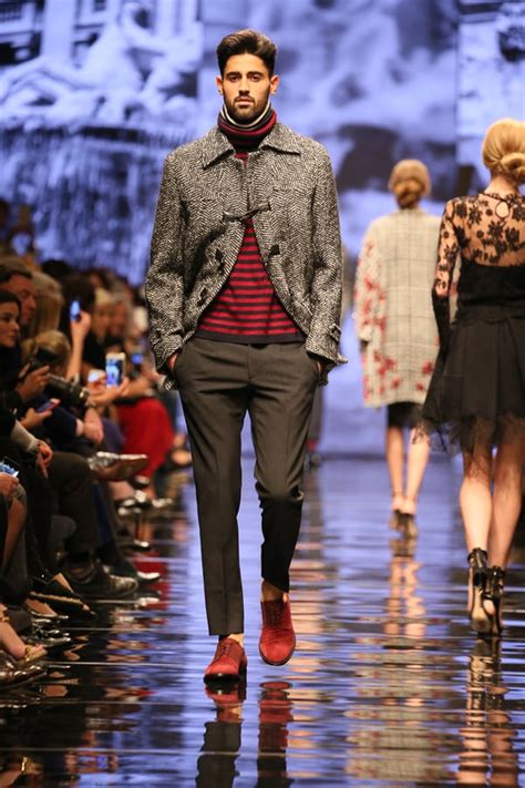 Ermanno Scervino -Russia- 2015-16秋冬 | 画像21枚 - FASHIONSNAP