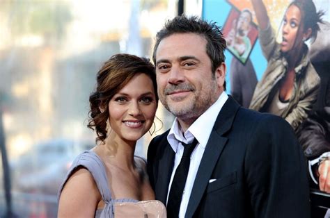 Hilarie Burton And Jeffrey Dean Morgans Wedding Details