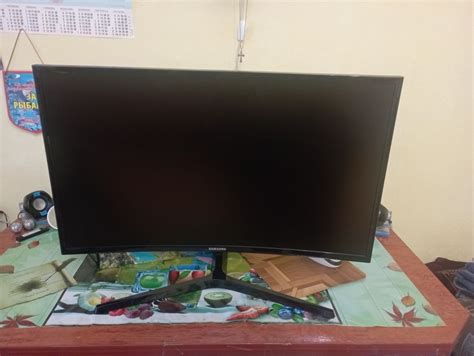 Монитор изогнутый Samsung C27F396FHI: 4 600 грн. - Монітори Миколаїв на Olx
