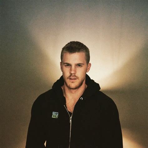 Hot Men Naked Duonibht