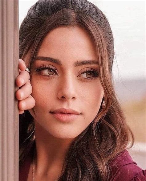Pin By Jeon Jungkook On Makeup Turkish Beauty Turkish Actors Women