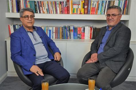 از بسیاری مدعیان، آخوندترم به تکثری غیر قابل اجماع رسیده‌ایم مصباح را