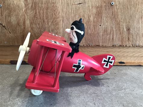 Vintage Snoopy Red Baron Wooden Music Box Peanuts Bi Plane Snoopys