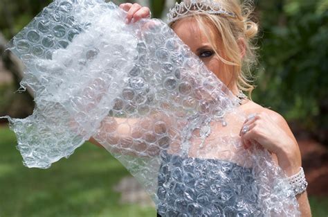 The Raving Queen Confessions Of A Bubble Wrap Addict