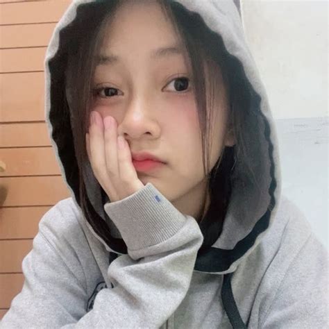 Natchayaporn Dokphikun Llebncyp • Threads Say More