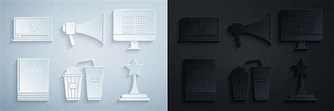 팝콘과 소다 음료 잔을 설정하고 온라인으로 영화 티켓을 구매하고 시나리오 영화 트로피 확성기 및 온라인 재생 비디오 아이콘을 구입하십시오 벡터 3차원 형태에 대한 스톡 벡터