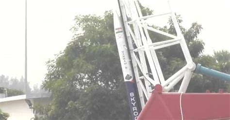 인도 첫 민간 제작 로켓 발사 성공고도 90㎞까지 비행