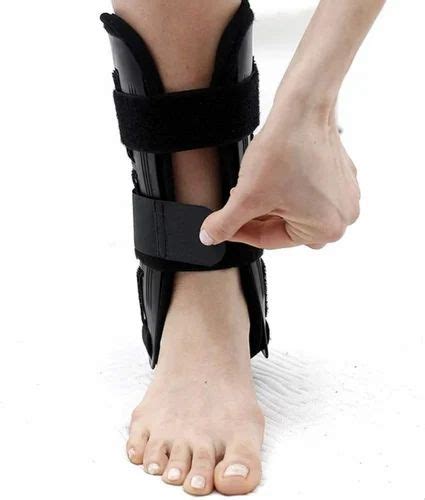 Black Foot And Ankle Splints Size Medium At ₹ 699 Piece In New Delhi