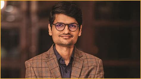 Afaqs Pause Deepak Bansal Director Cantabil Retail India Ltd