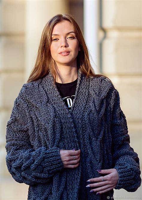 Кардиганы Женский вязаный кардиган крупной вязки заказ в любом цвете в интернет магазине