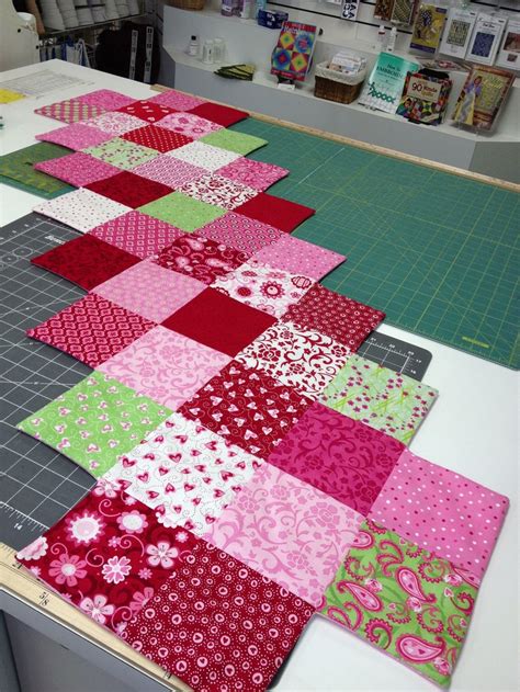 Table Runner NEW 5 ZIG ZAG TABLE RUNNER PATTERN