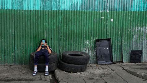 از آخرین باری که رابطه جنسی داشتی بگو چگونه با فرزند نوجوان درباره مسائل جنسی صحبت کنیم یورونیوز