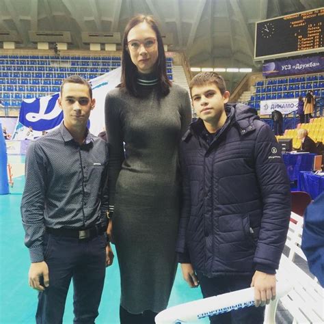 Pin By Ribamar Martins On Amigos Tall Girl Short Guy Tall Girl Tall