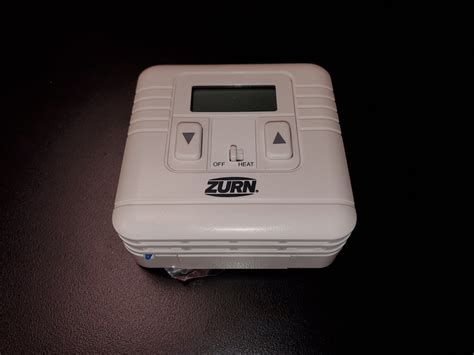 24 Volt Hard Wired Digital Non Programmable Thermostat Surplus City Liquidators
