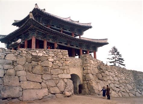 경성군 우만위키