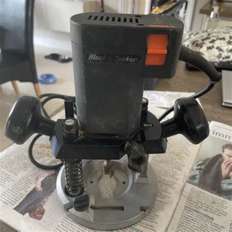 Black And Decker Bd66 Corded Plunge Router 240v 480w Working £10 50