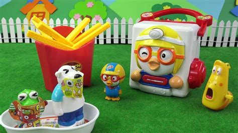 감자튀김 먹던 크롱이 배탈이 났어요~ 병원놀이 의사놀이 응급실 반창고 스티커 뽀로로 장난감 애니 Pororo Toy Video 토이컴 Toycom Youtube