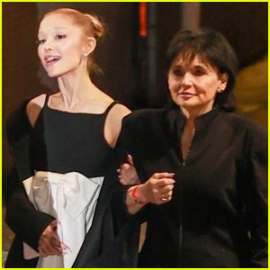 Ariana Grande Is Arm In Arm With Mom Joan After Filming Late Night