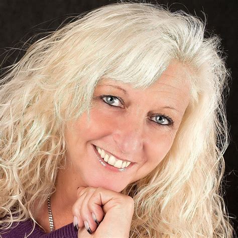 Maria Kellner Igelhilfe Igelhilfe Lueneburger Heide Xing