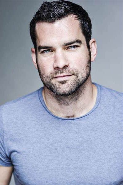 Peter Basham About Entertainmentie