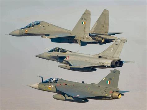 Indian Rafale Sukhoi Vs Pakistan Hq9 Can Pak Air Defense Survive The Clash पाकिस्तान के पास