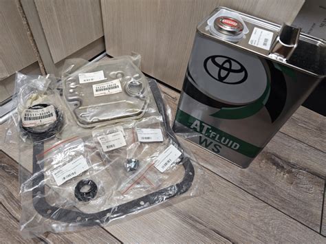 Замена сальника переднего левого привода замена масла и фильтра в АКПП — Toyota Rav4 Iii 2