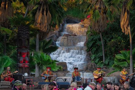 Oahu Chiefs Luau Dinner Show Getyourguide