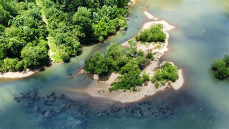 Georgias Lush Cozy Park On The Chattahoochee River Offers A Serene