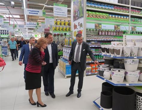 Напълно обновеният Практикер Велико Търново отвори врати