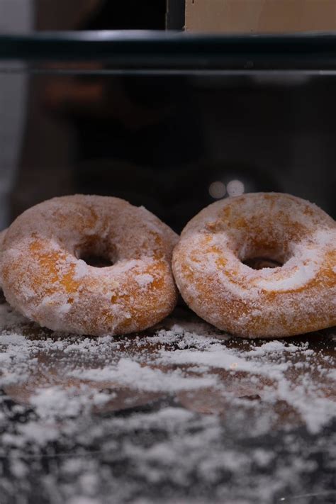 Donut Recipe Donuts Sprinkled With Powdered Sugar Thomas Khan
