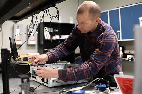 Researchers Achieve Quantum Key Distribution For Cybersecurity In Novel Experiment Lifeboat