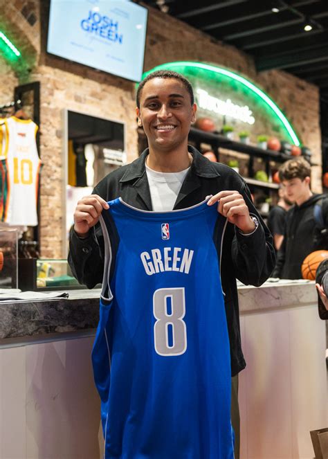 The Josh Green Experience Throwback