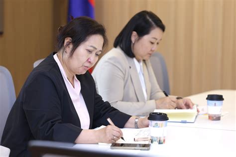 Гэр бүл Гэр бүл хөдөлмөр нийгмийн хамгааллын яам