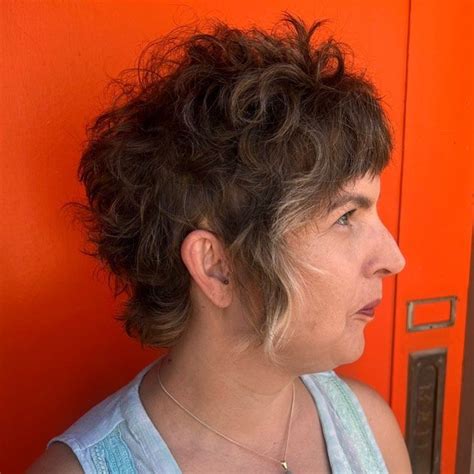 30 Rejuvenating Shag Haircuts For Women Over 60 In 2025 Shag Haircut