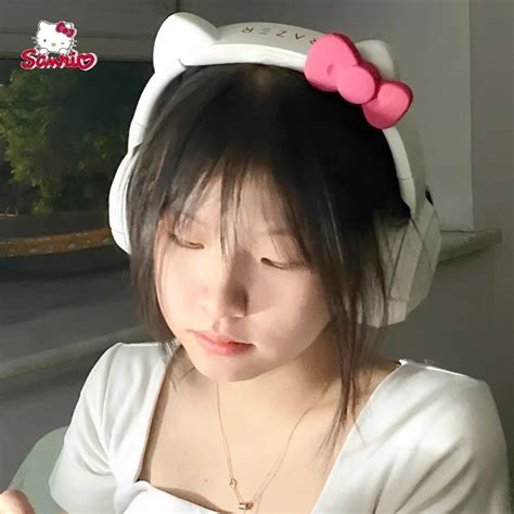 헬로 키티 핫 레이저 야광 헤드폰 헤드셋 고양이 무선 블루투스 트렌디 음악 전화 컴퓨터 마이크 친구 선물 위시버킷