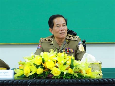 អភិបាលក្រុងភ្នំពេញ៖គណៈបញ្ជាការខណ្ឌទាំង១៤ត្រូវតែបន្តបង្ក្រាបឲ្យខ្លាំងក្លាចំពោះក្មេងទំ សុីសុីថាមស៍