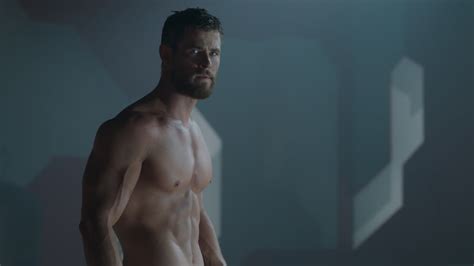 Thor Ragnarok Director Promises DVD Of Shirtless Chris Hemsworth Video