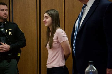 Mackenzie Shirilla Feet