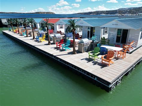 Navajo Lake Marina And Resort