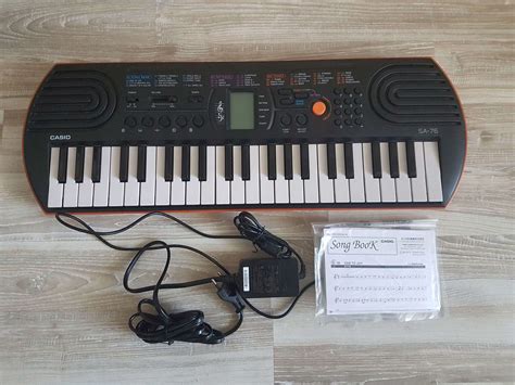 Синтезатор CASIO SA-76, оранжевый — купить в интернет-магазине ОНЛАЙН ...