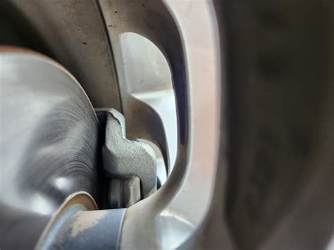 브레이크 패드 라이닝 교체 지식in