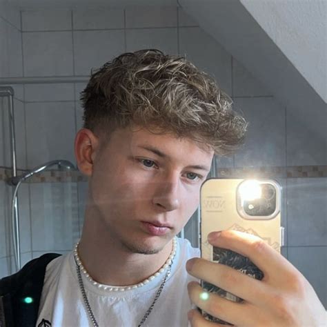 𝐋𝐢𝐧𝐮𝐬 🃟 linux 192 threads say more